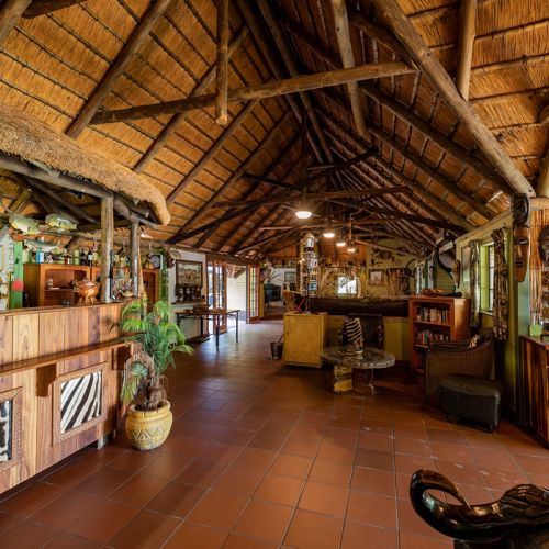 Mahangu Safari Lodge