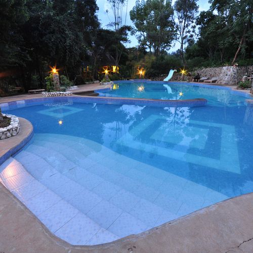 Naiberi River Campsite & Resort